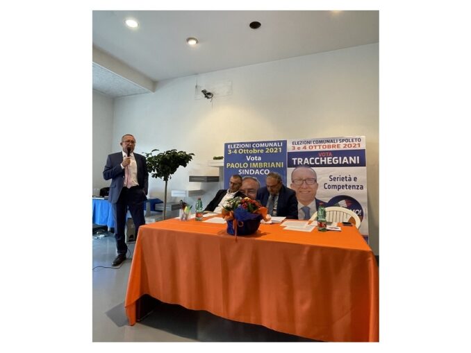 Premiato, da Sgarbi, il professore di Spoleto, Alberto D'Attanasio ...